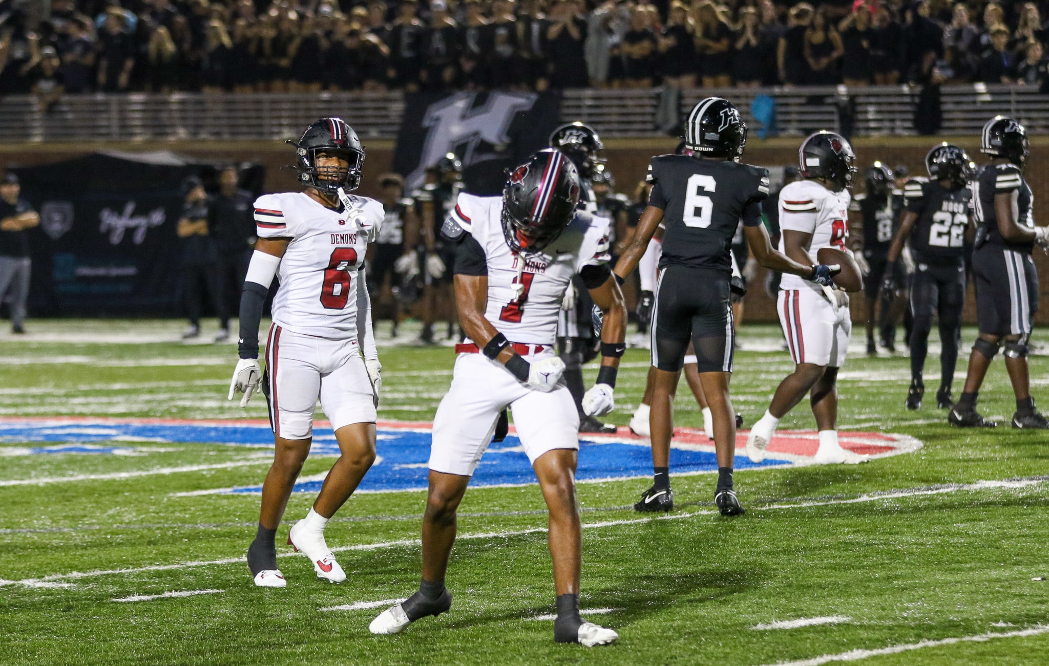 Warner Robins football outlasts Houston County in rivalry shootout ...