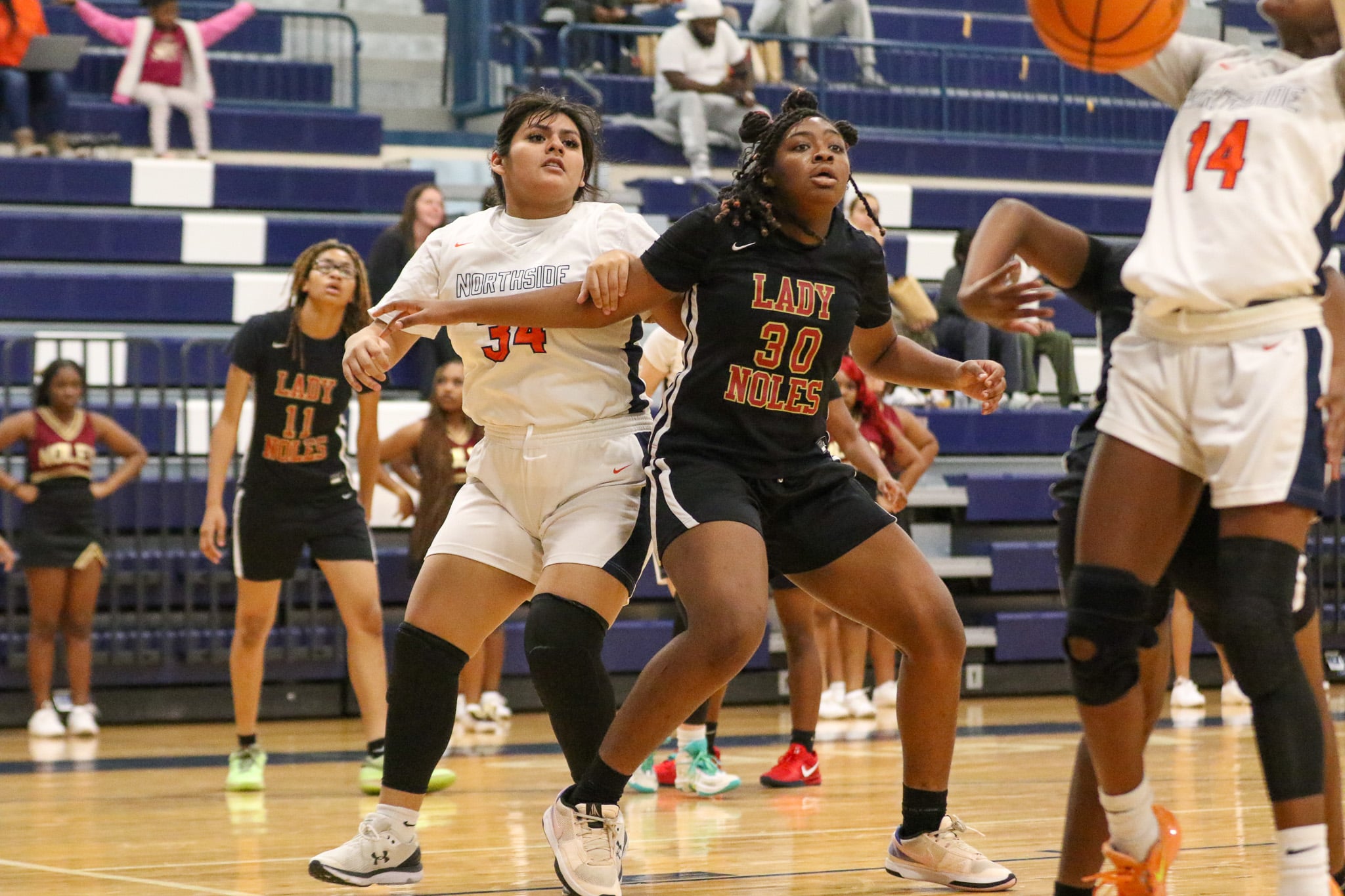 PHOTOS: Northside basketball splits with Westside – Houston Home Journal