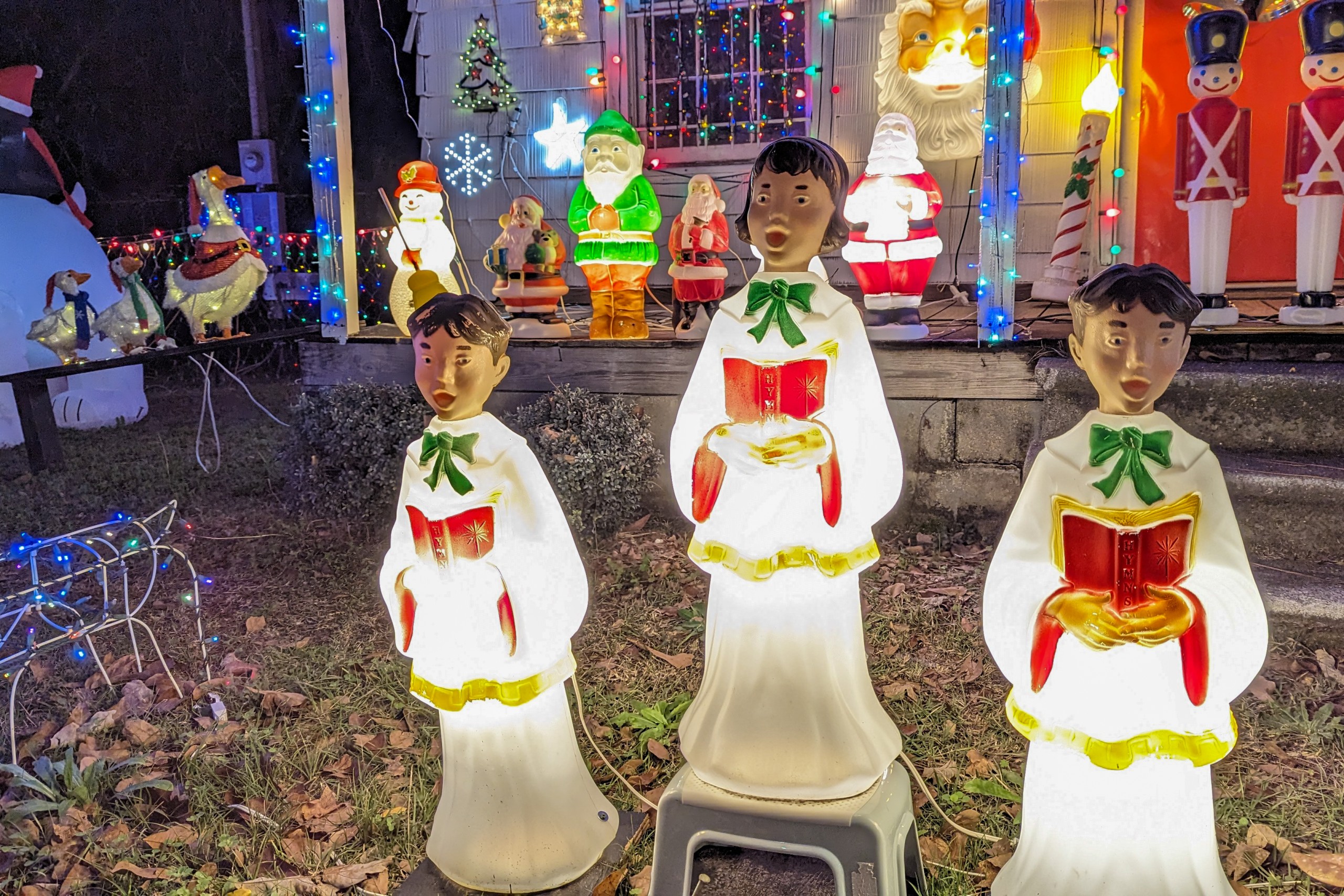 City of Perry invites residents to find Christmas lights with the ...