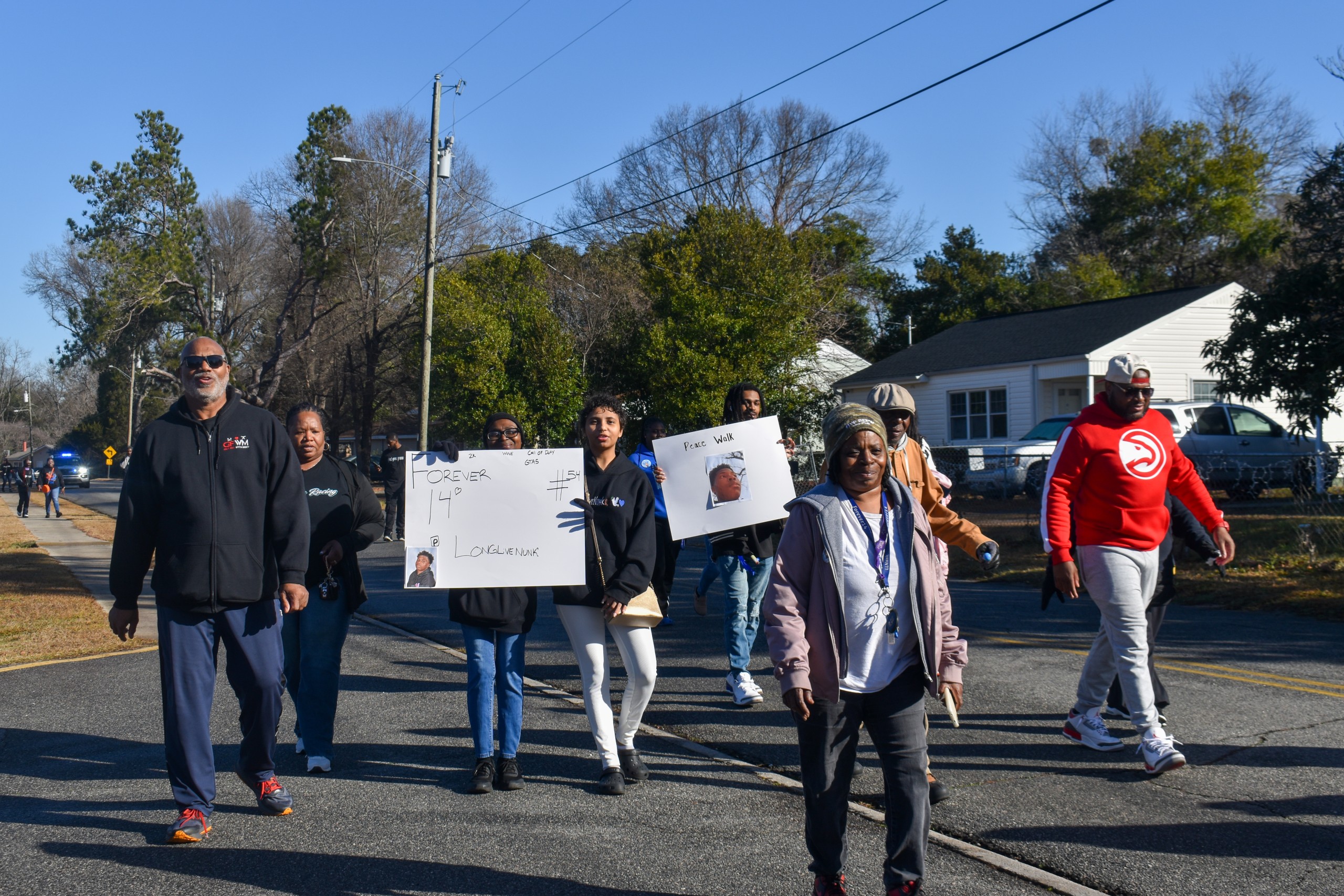 Warner Robins family holds peace walk to honor teen killed by gun ...
