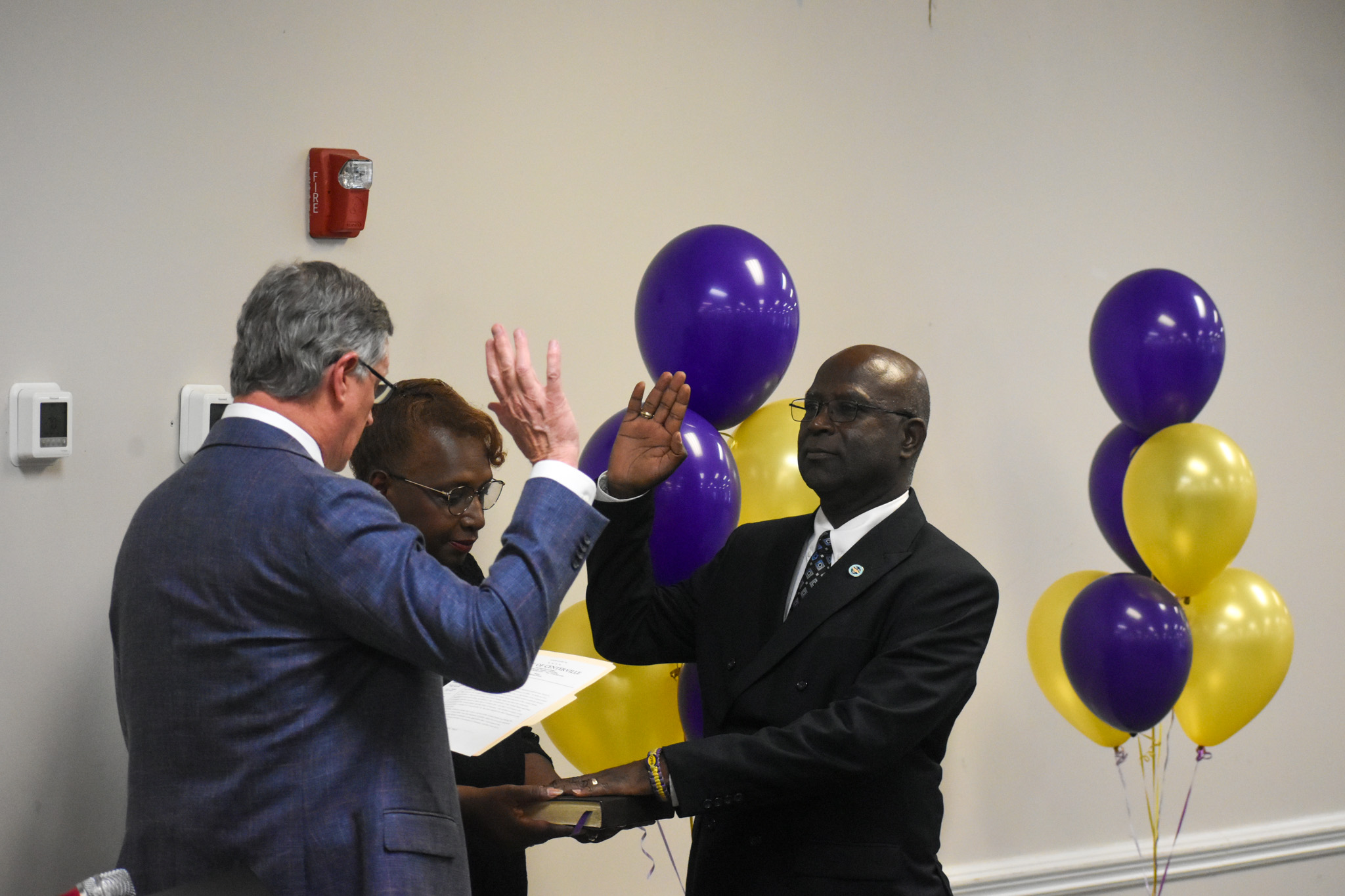 Evans swears in as Mayor, council approves FY 2026 budget – Houston ...